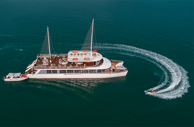 The Halong Catamaran - Premium 1 Day Cruise - Reneatours